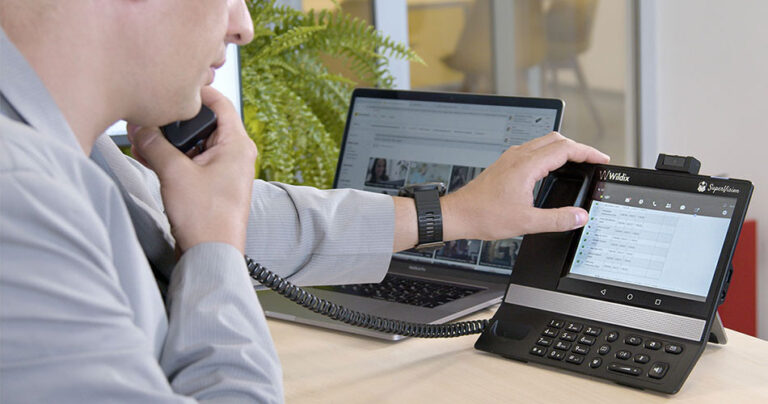 Retail Headset System & In-Store Analytics Solution | x-hoppers